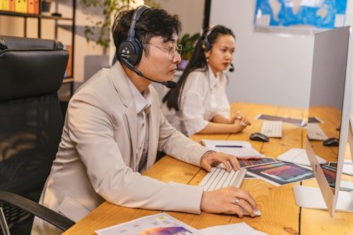 Inilah Alur Kerja dan Manfaat Helpdesk Bagi Perusahaan